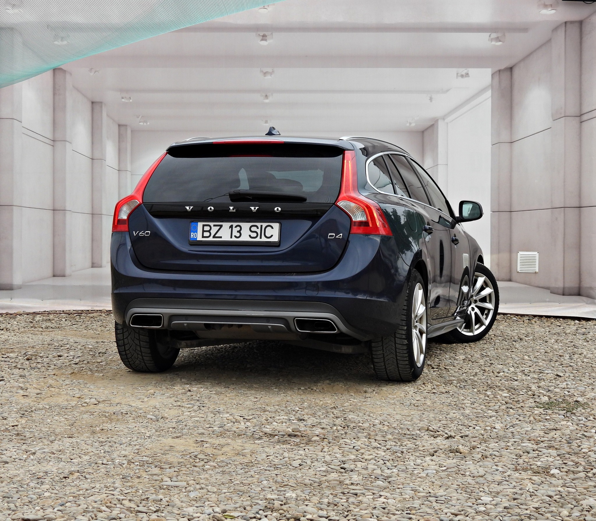 Volvo V60 D4 / An 2015 / Motor 2,0 Diesel / Euro 6 – SSautomobile.ro